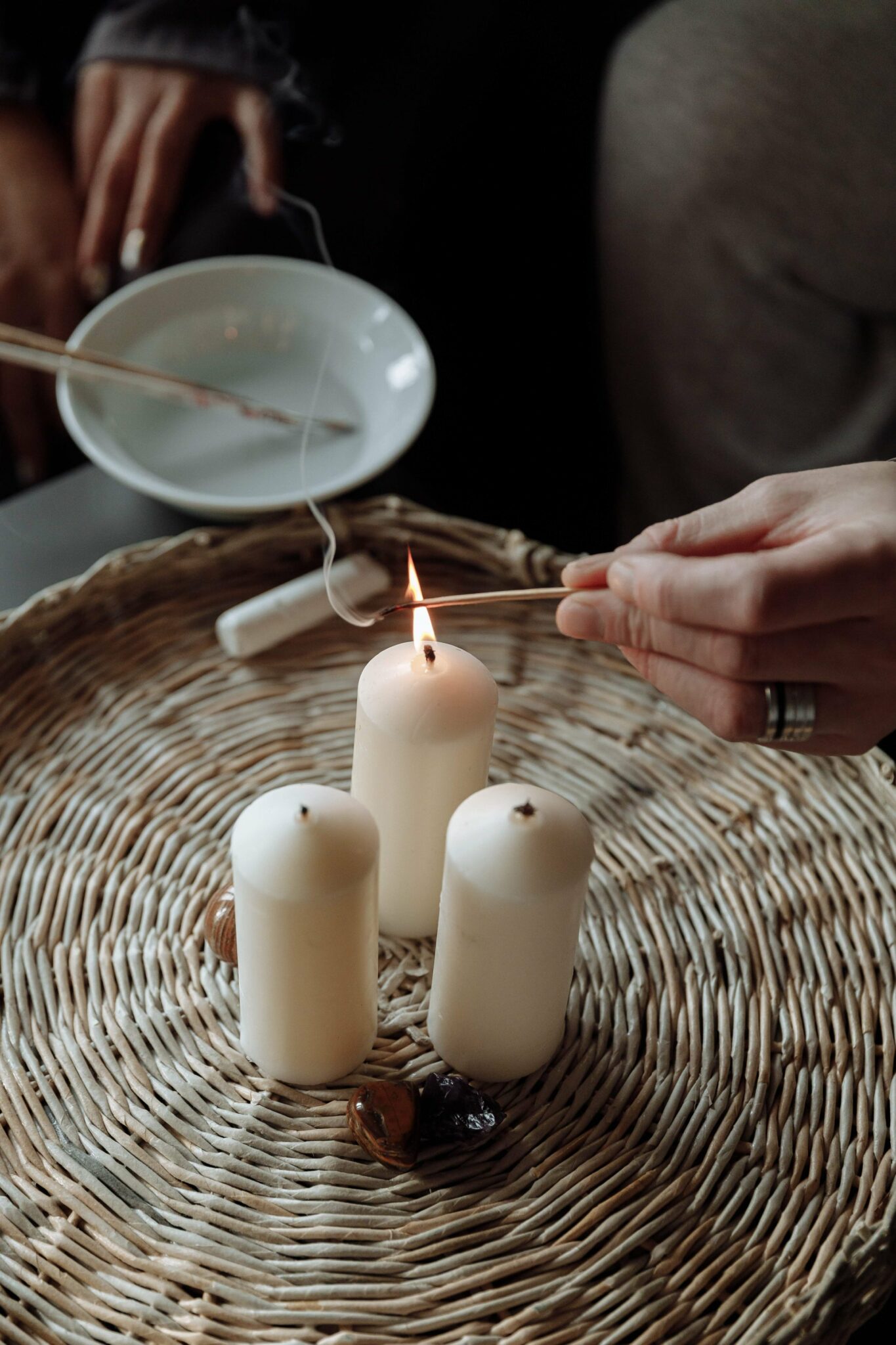 Your How-To Guide to Shuffling Tarot – Girl and Her Moon
